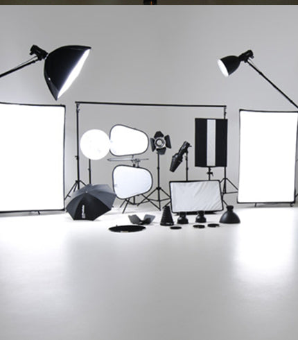 How to Choose the Right Studio Lights – Backdropsource AU